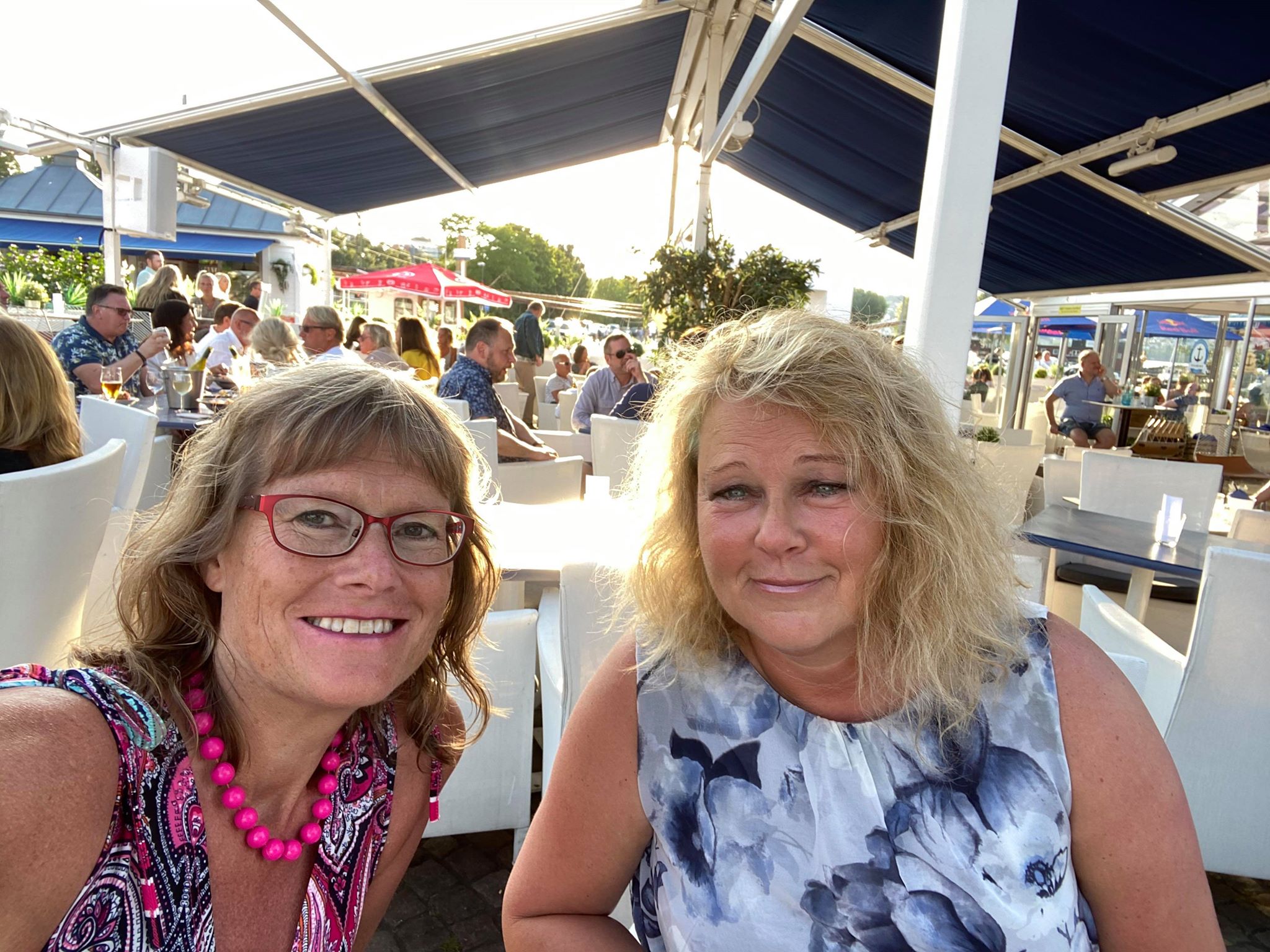 Härlig sommarkväll på Piren i Jönköping – Förnöjsamhet och glädjesprång ...