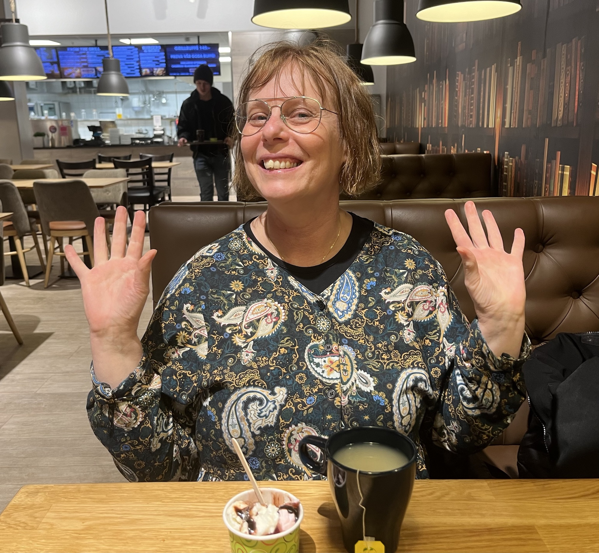 Vi firar livet – Förnöjsamhet och glädjesprång gör livet till en vacker ...