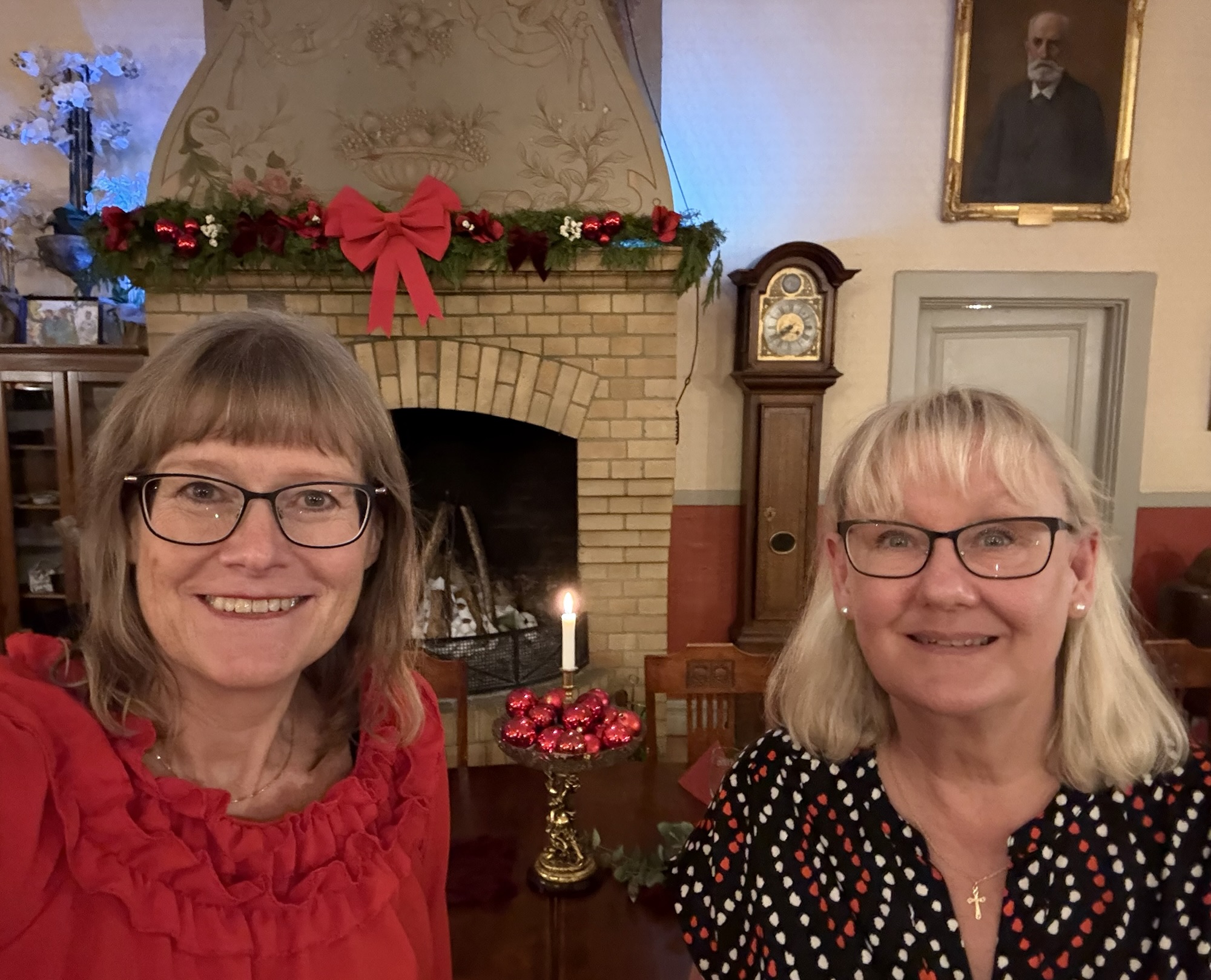 Julbord i Stugan i Stadsparken – Förnöjsamhet och glädjesprång gör ...